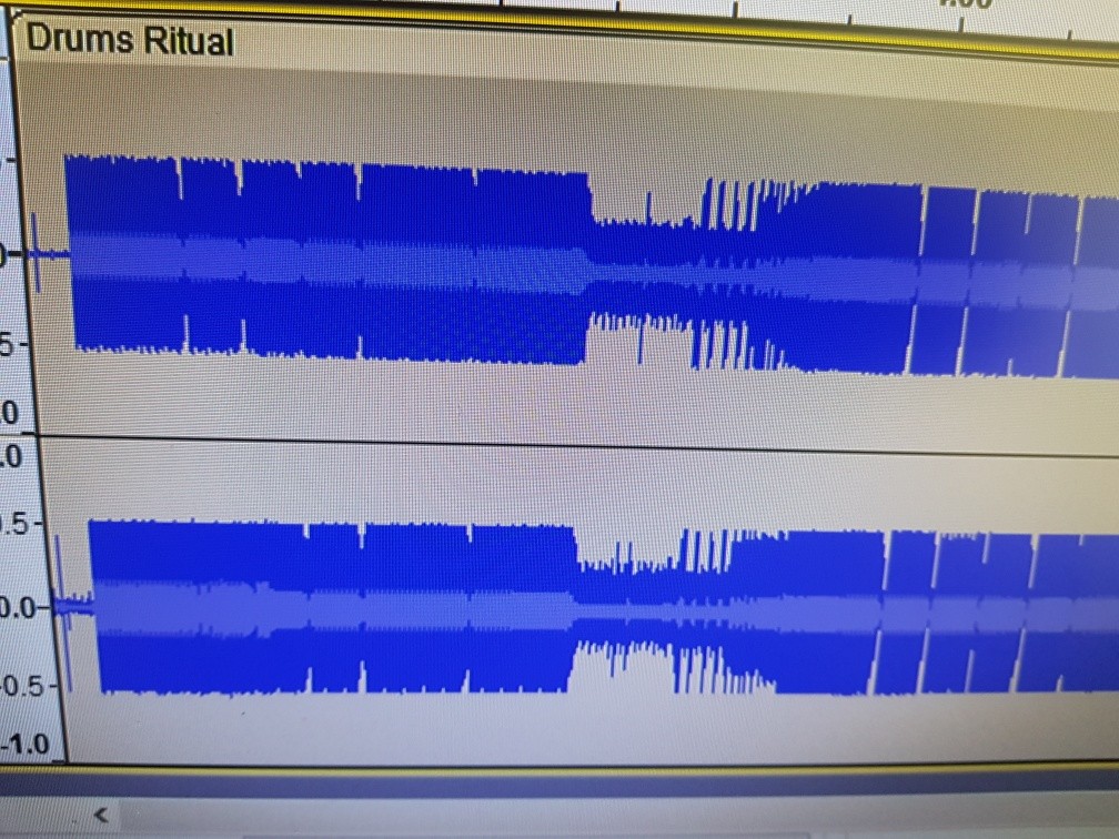 Behringer uca202 vinyl recording, looks flat after exporting to WAV ...